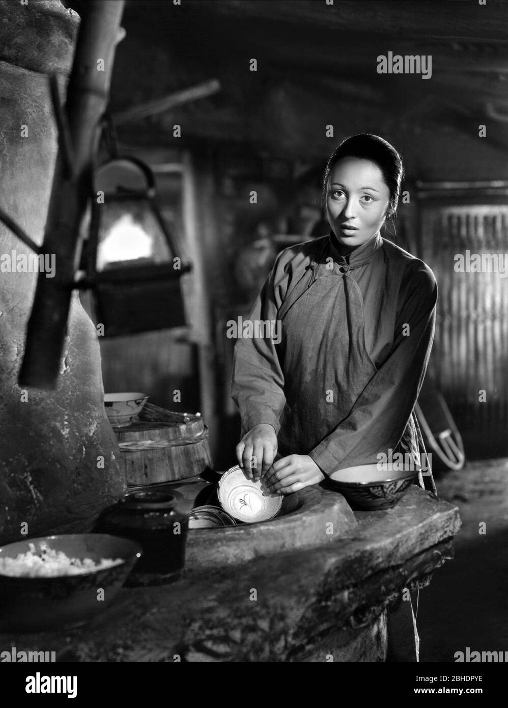 The Good Earth Film O Lan High Resolution Stock Photography and Images ...