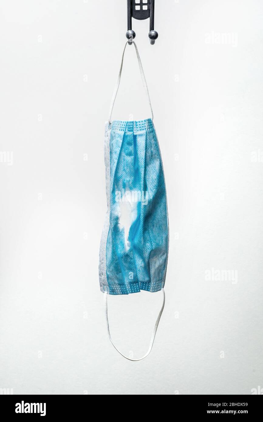 Broken face hi-res stock photography and images - Alamy