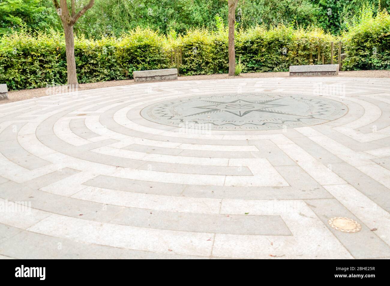 Crystal palace park maze london hi-res stock photography and images - Alamy