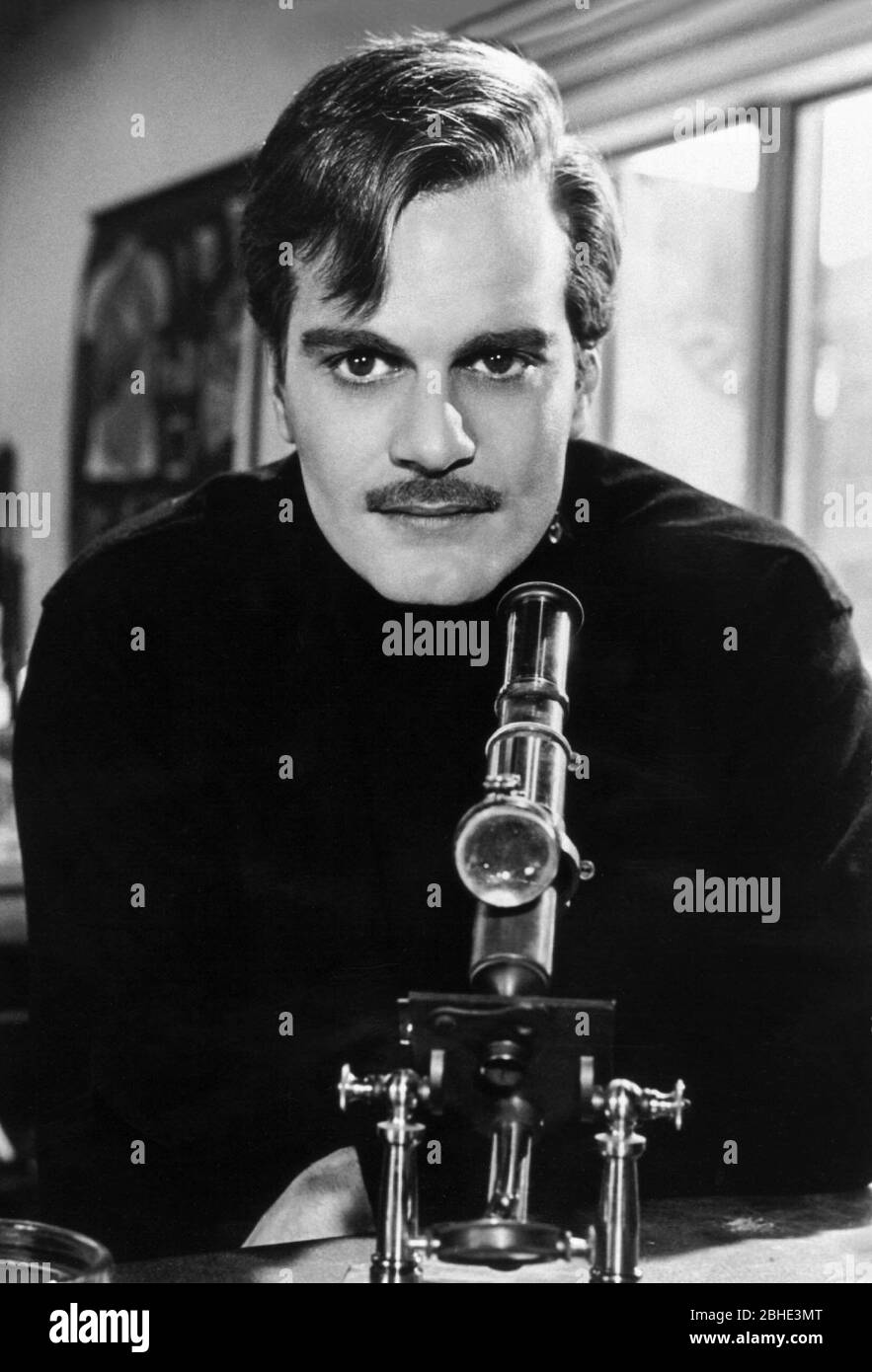 Doctor Zhivago 1965 Omar Sharif High Resolution Stock Photography and ...