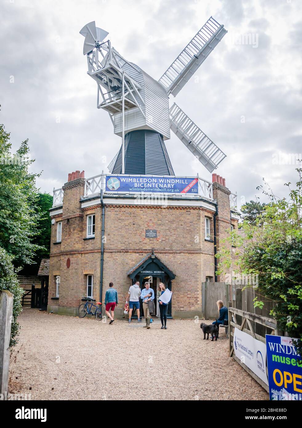Wimbledon merton borough hi-res stock photography and images - Alamy