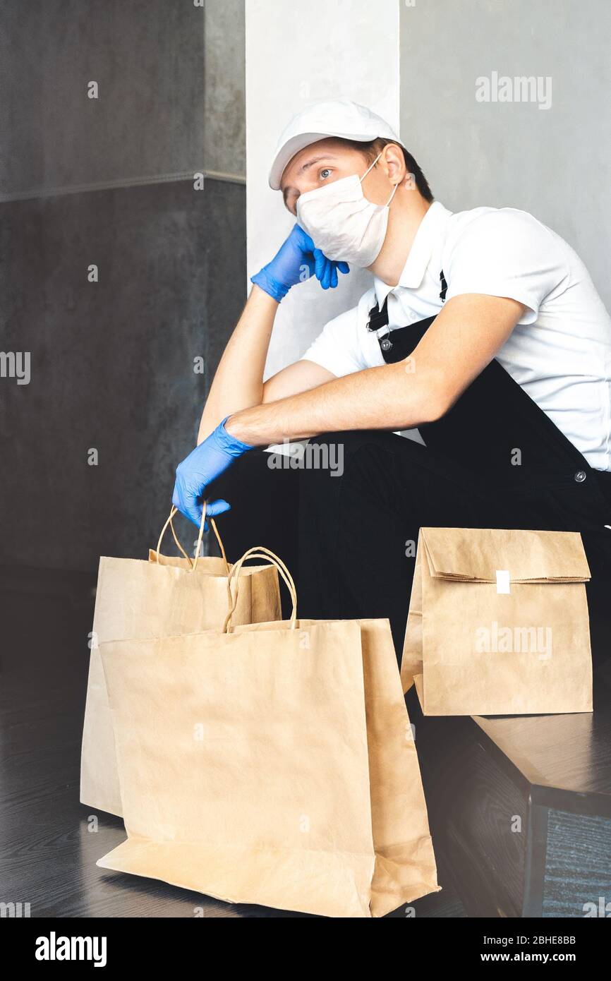 Waiting for delivery orders hi-res stock photography and images - Alamy