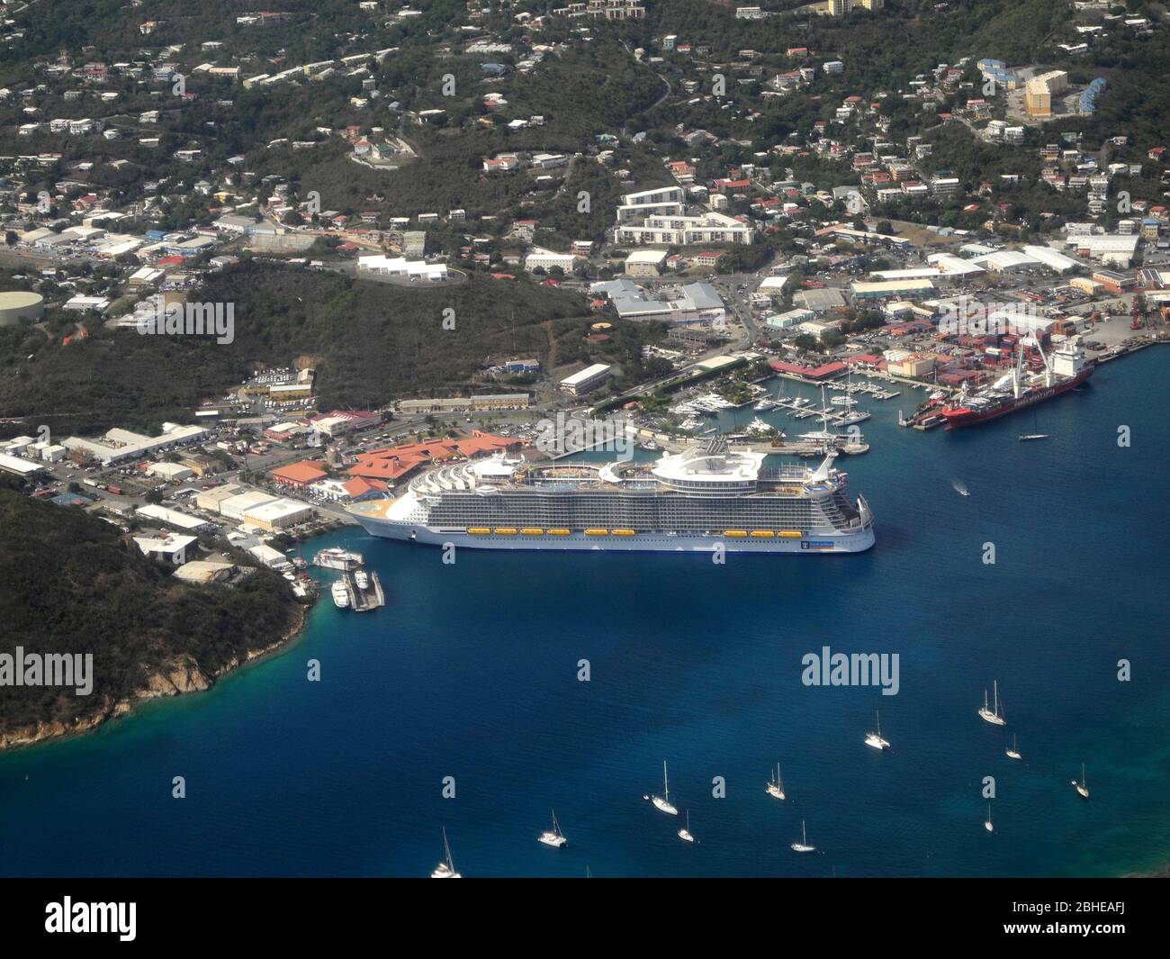 USVI CROWN BAY AERIAL VIEW CRUISE SHIP HARMONY OF THE SEAS WORLDS ...