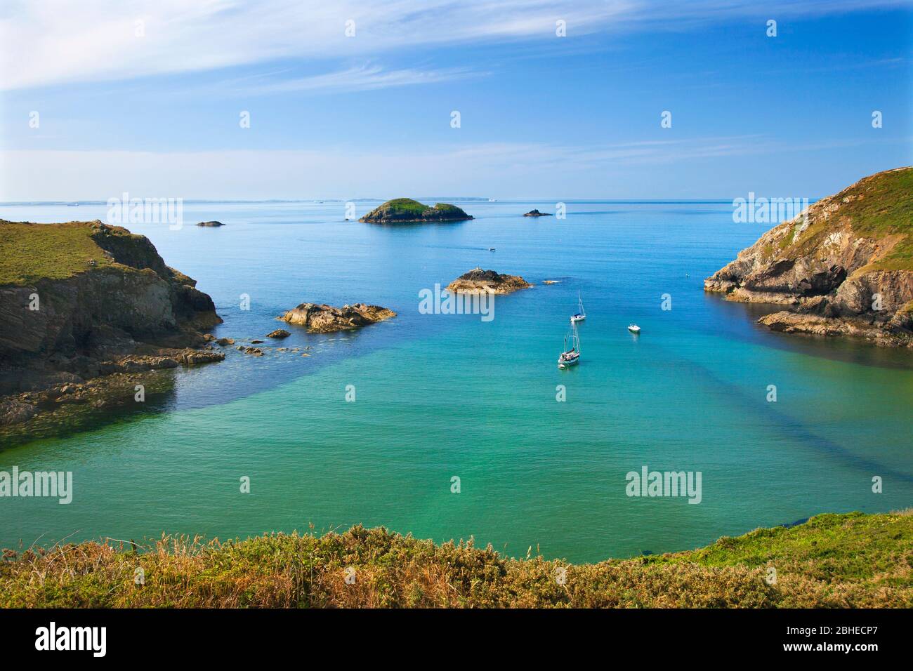 Solva bay hi-res stock photography and images - Alamy