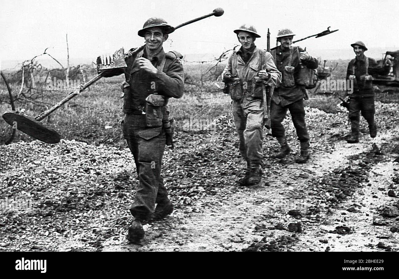 Scottish troops in Second World War Stock Photo - Alamy