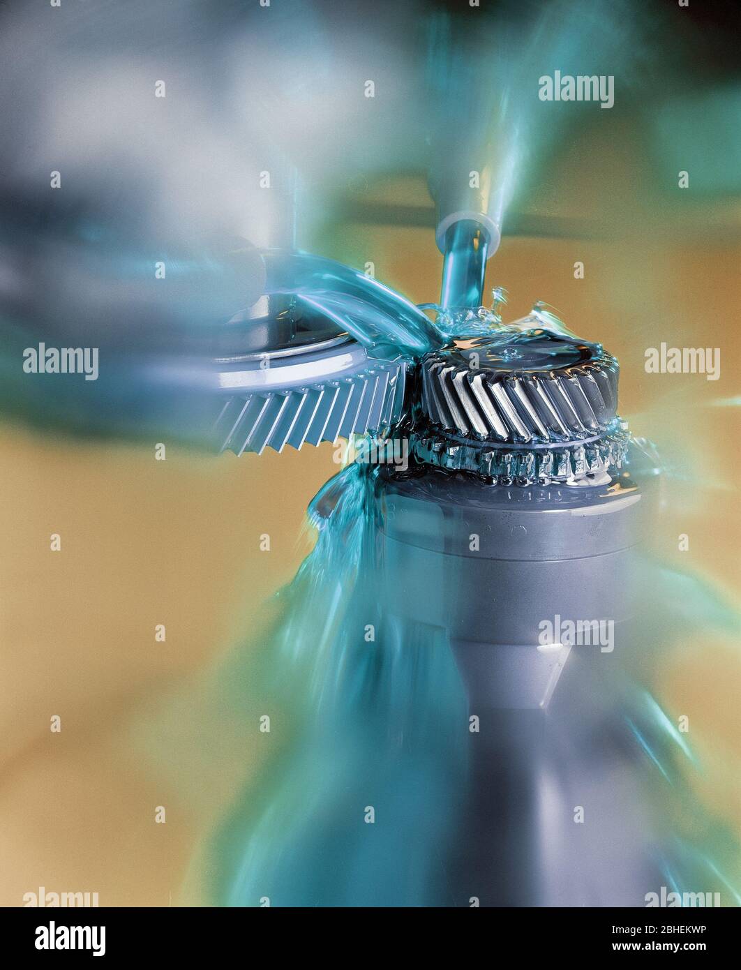 Gear manufacturing hi-res stock photography and images - Alamy