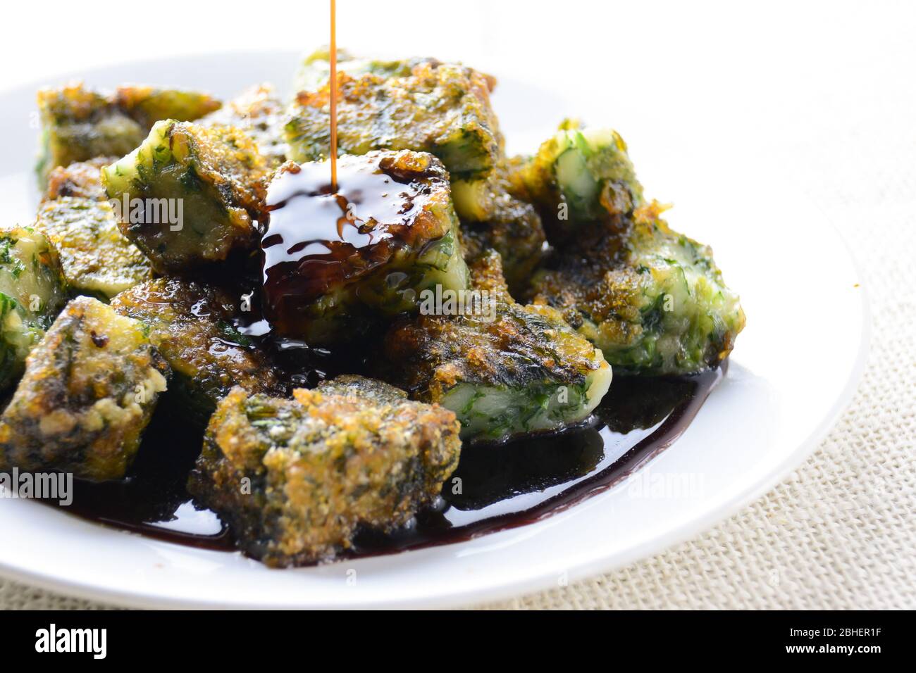 Kanom gui chai hi-res stock photography and images - Alamy