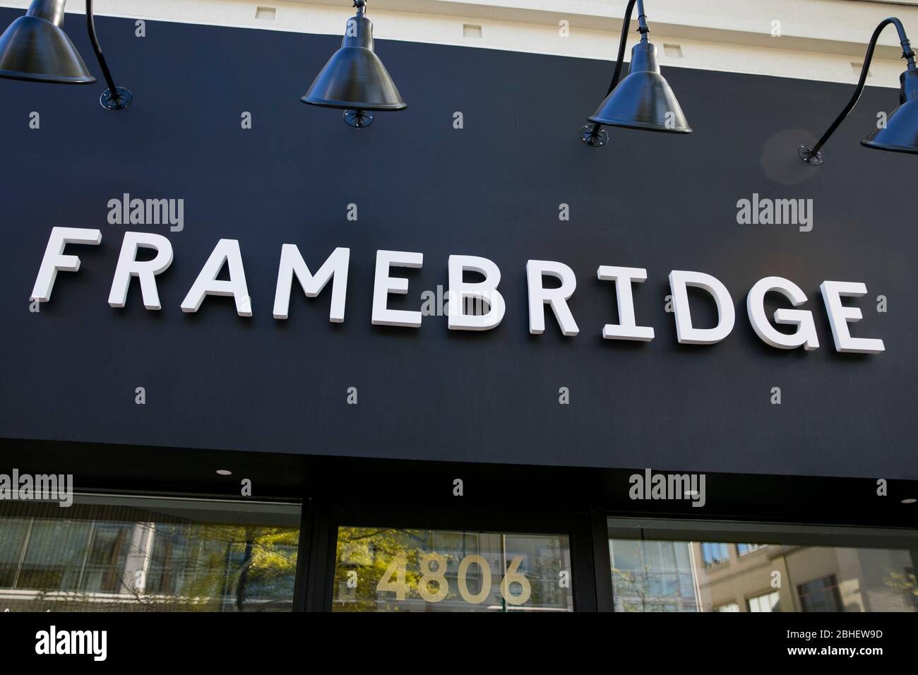 Framebridge hi-res stock photography and images - Alamy