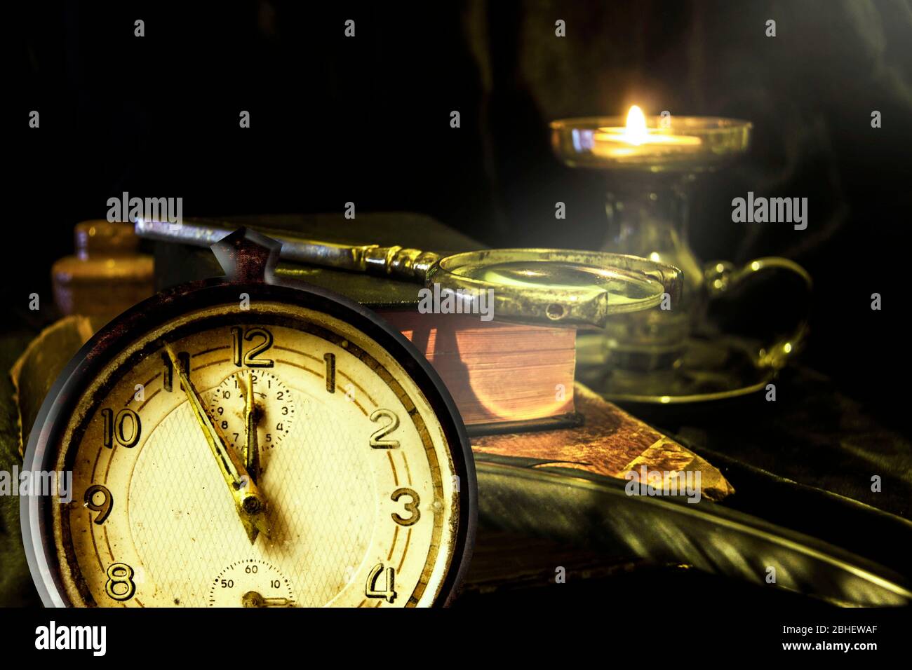 Decorative clock hands hi-res stock photography and images - Alamy