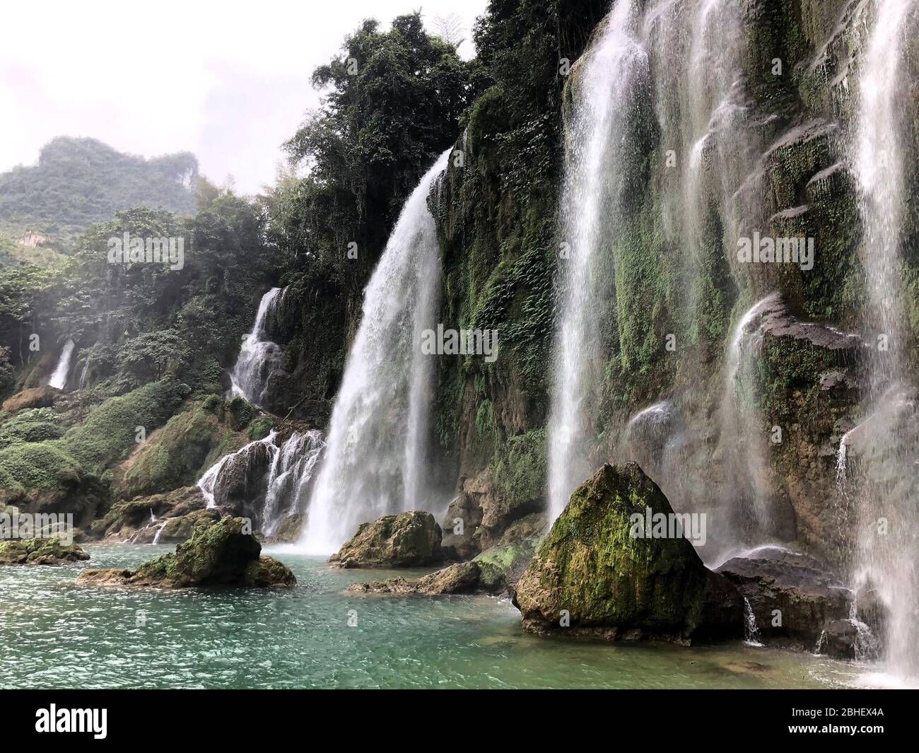 Ban Gioc Waterfall in Cao Bang, Vietnam Stock Photo - Alamy