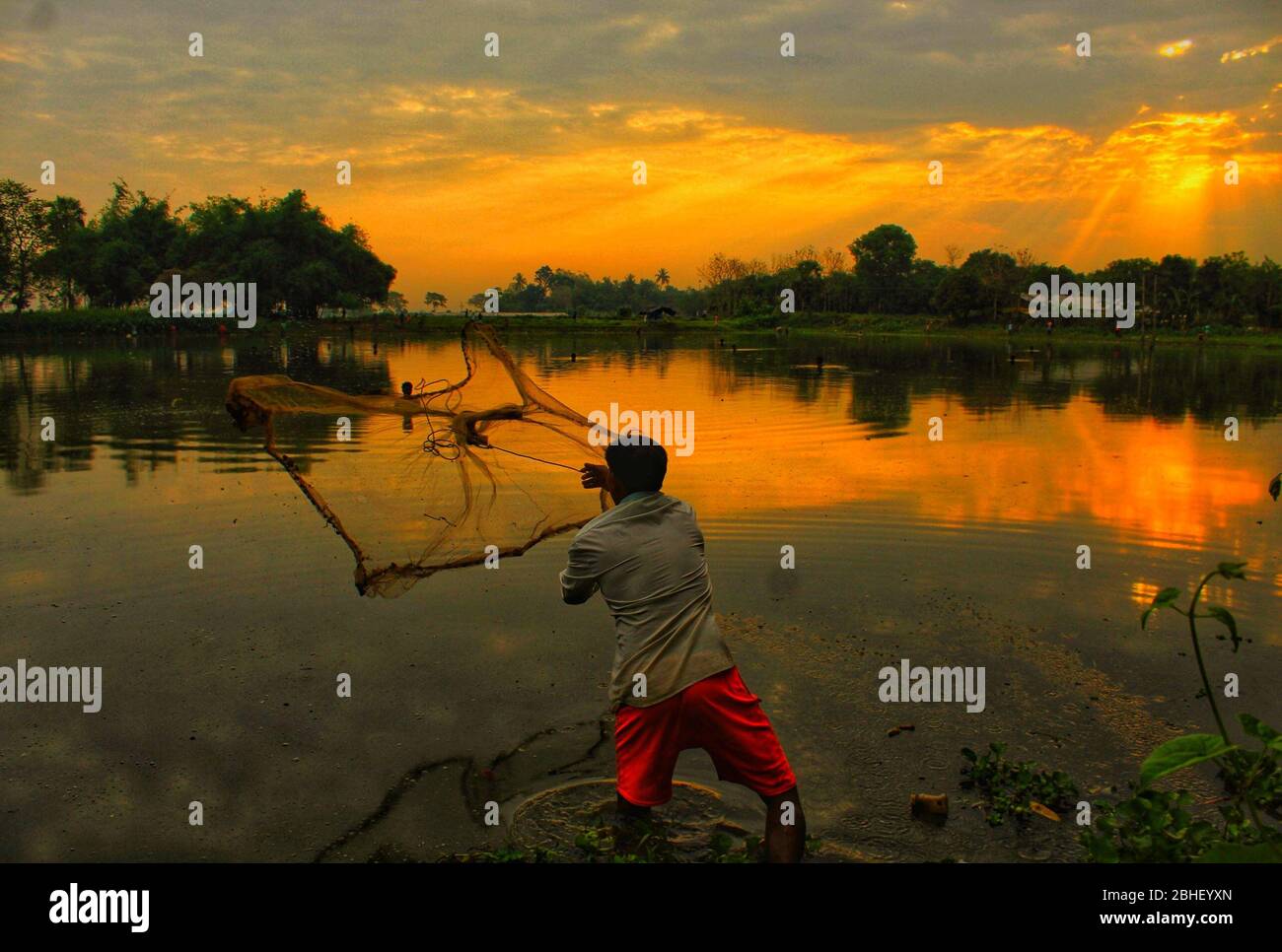 Canning, India. 25th Apr, 2020. Their main livelihood is fishing ...