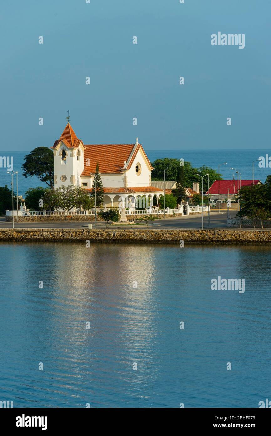 Lobito angola architecture hi-res stock photography and images - Alamy