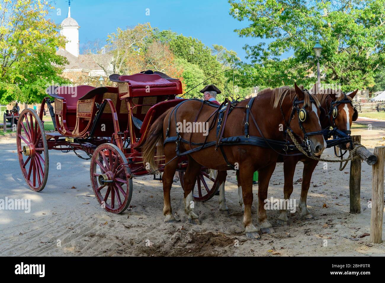 Horse drawn carriage ride in Colonial Williamsburg Stock Photo - Alamy