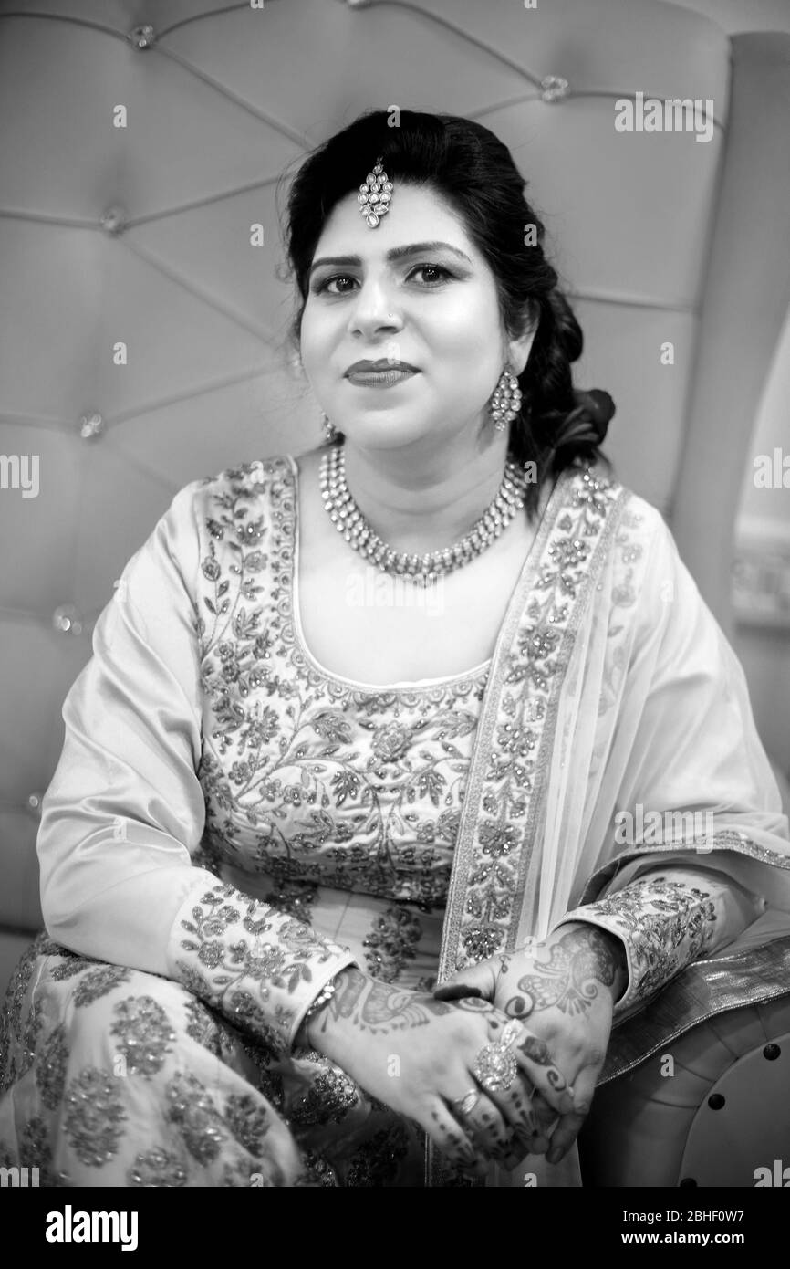Indian wedding traditional dress Black and White Stock Photos & Images ...
