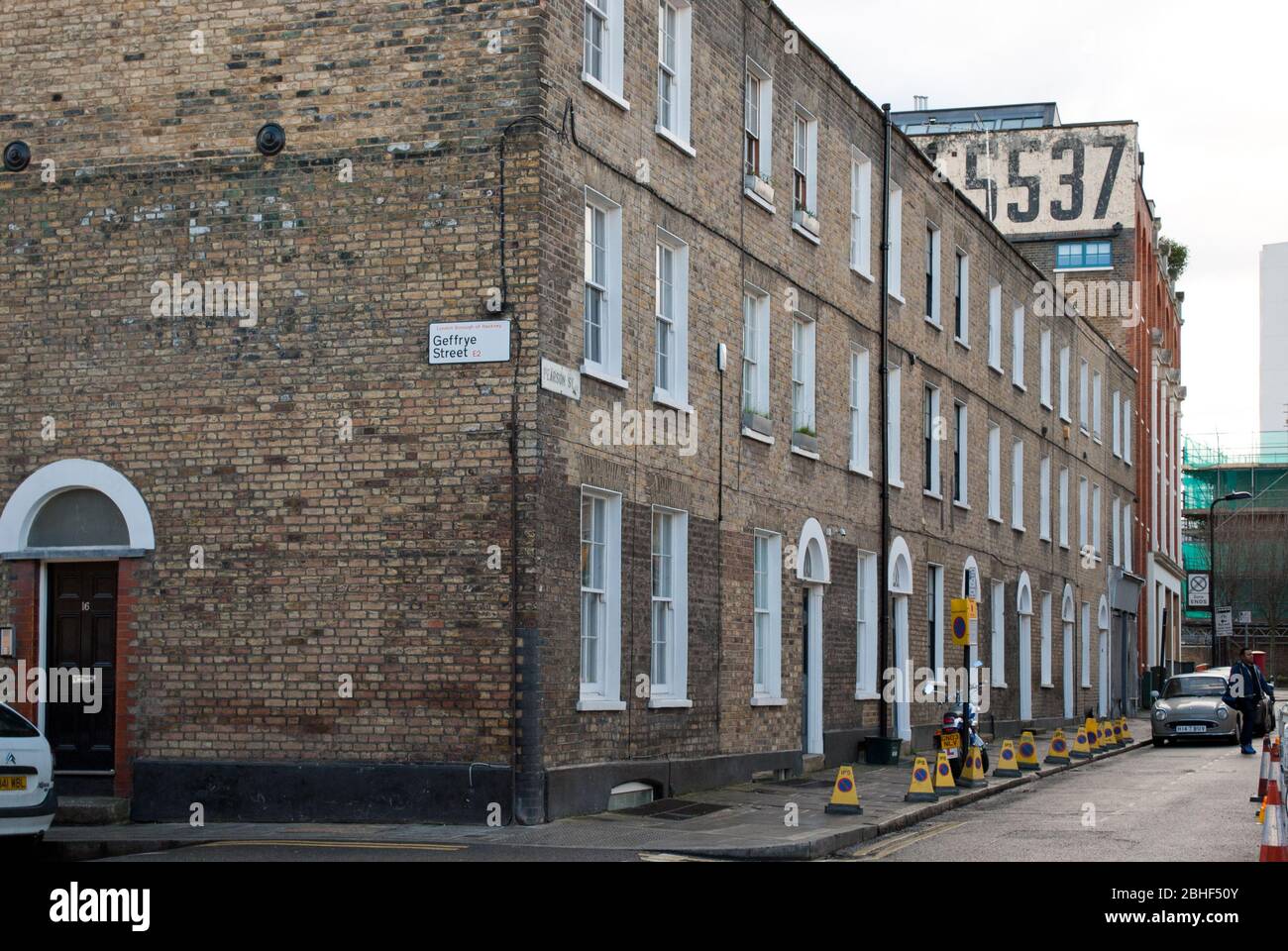 Houses on Pearson Street, London Borough of Hackney, EC2 Stock Photo ...