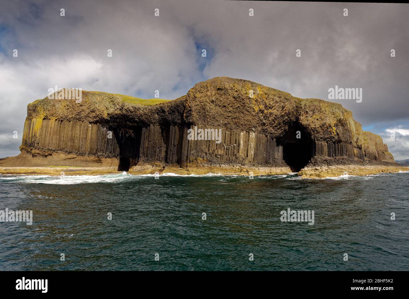 Iona scotland cave hi-res stock photography and images - Alamy
