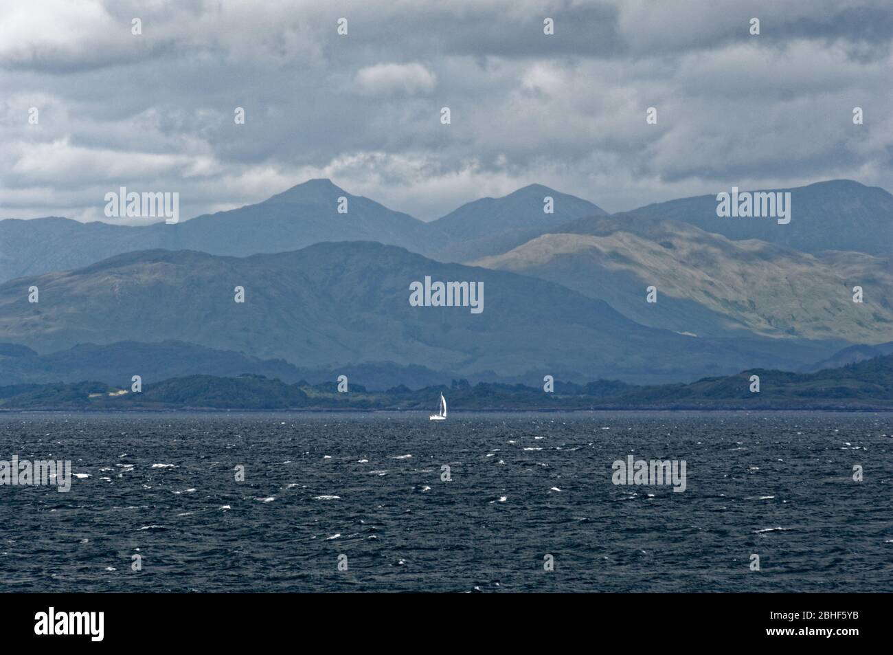 Sailing in the sound of mull hi-res stock photography and images - Alamy