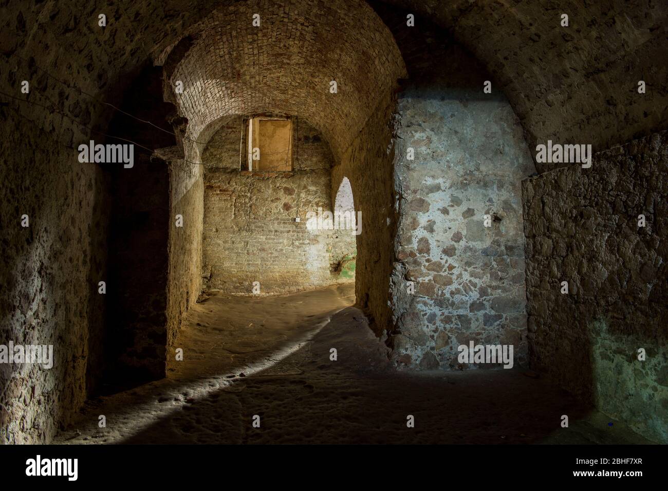 Slave castle hi-res stock photography and images - Alamy