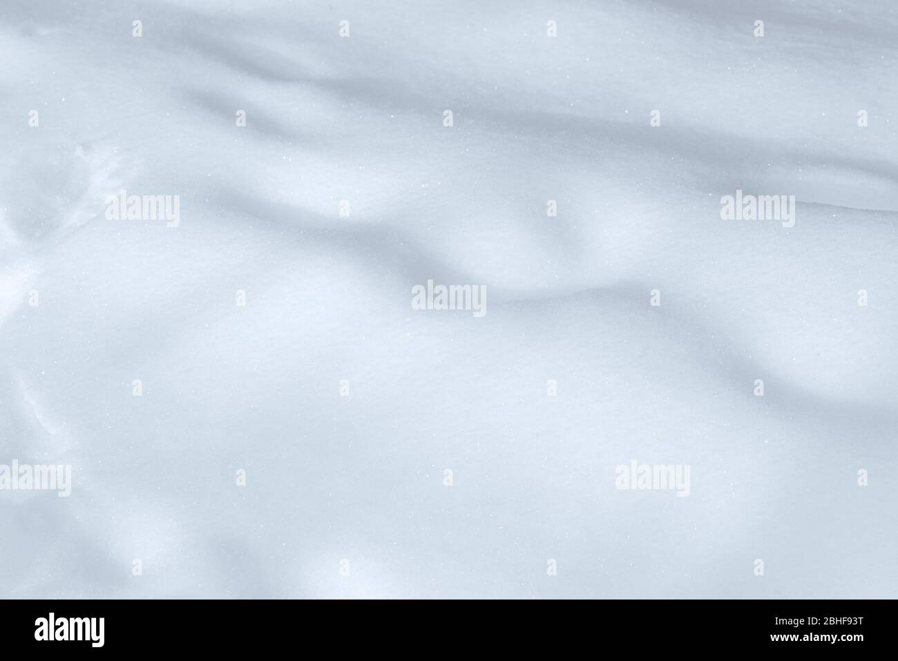 Pure white snow texture cold hi-res stock photography and images - Alamy
