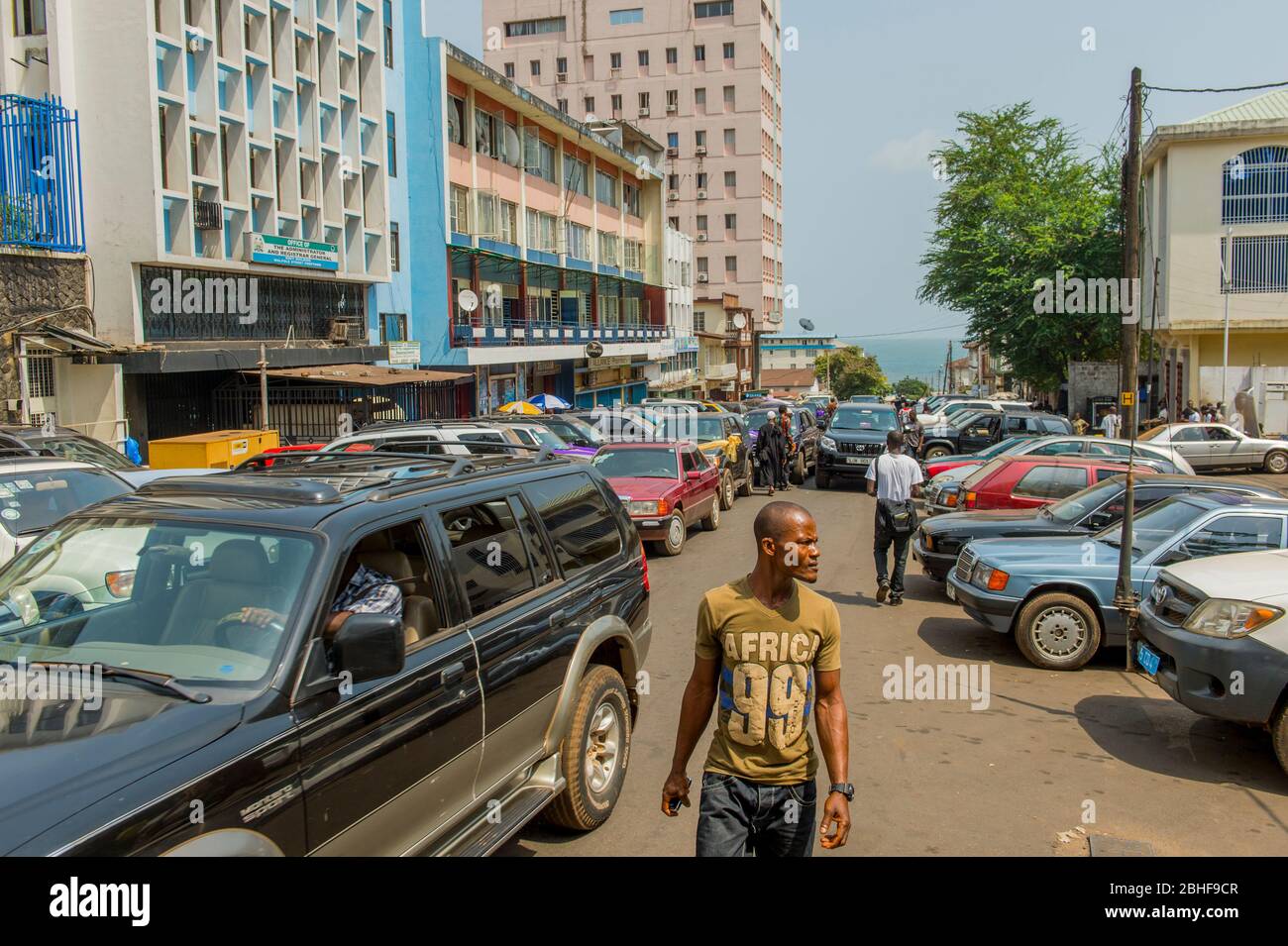 Street scene in downtown Freetown, Sierra Leone Stock Photo - Alamy