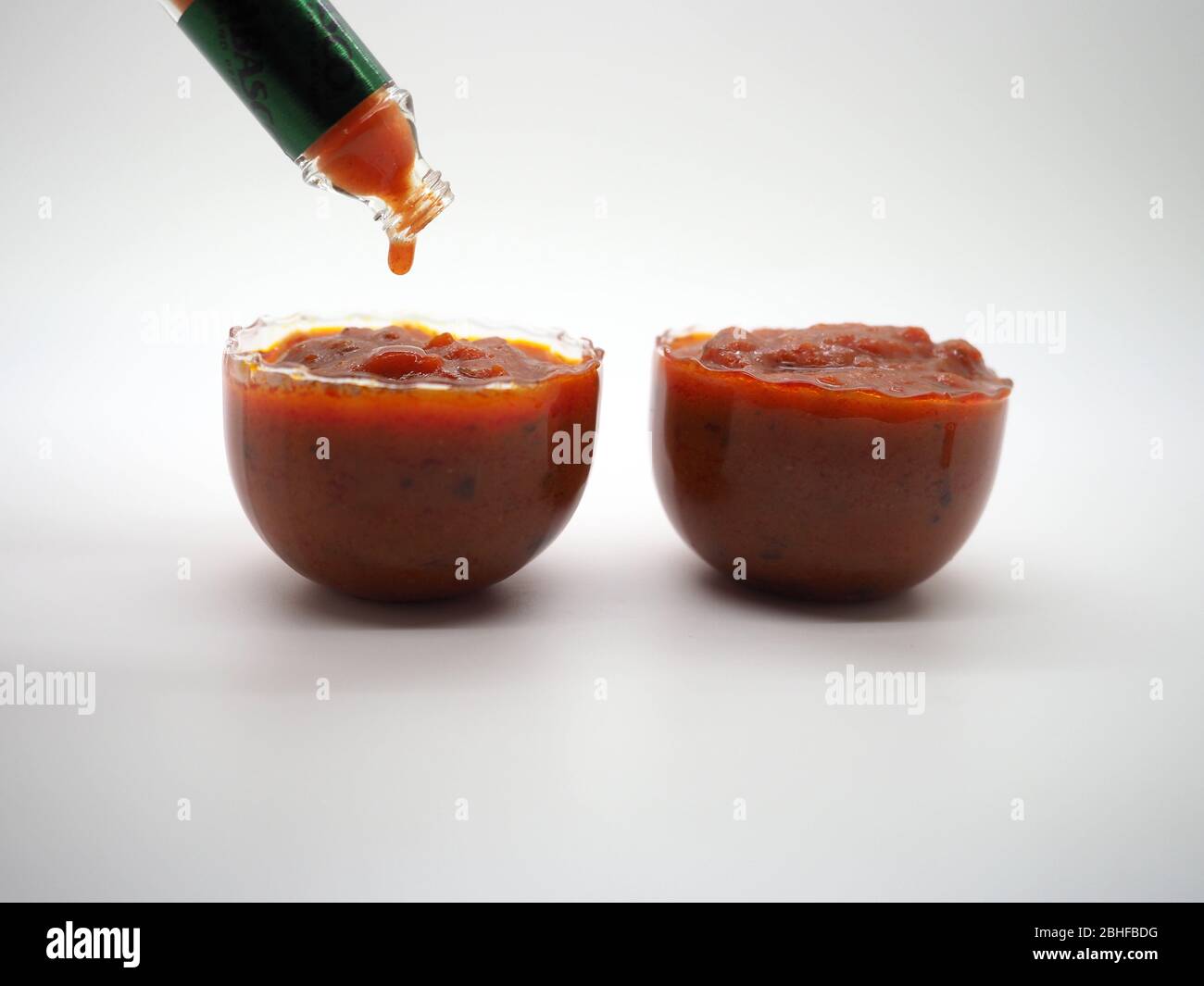 Tabasco sauce hi-res stock photography and images - Alamy