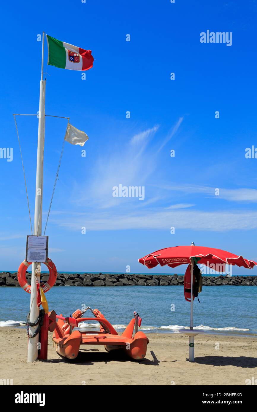 Fiumicino beach hi-res stock photography and images - Alamy