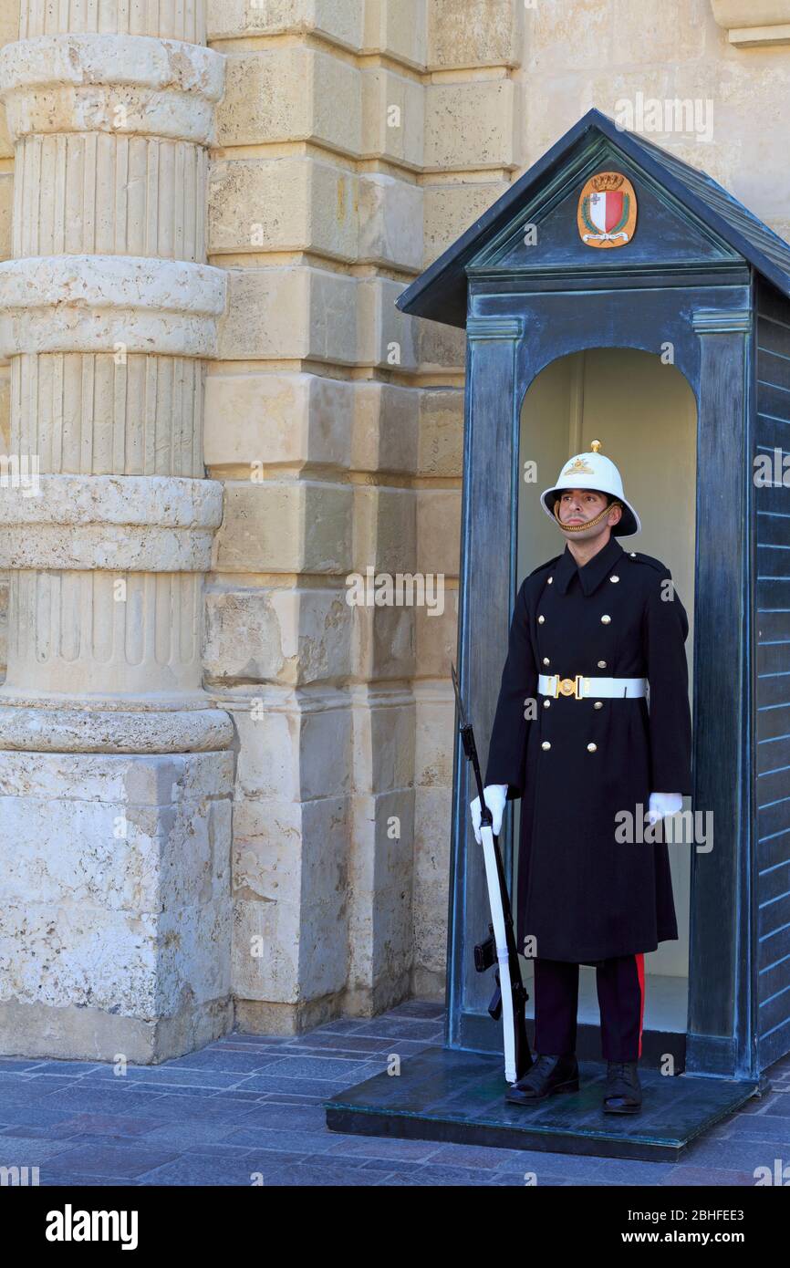 Guard, Grandmaster's Palace, St. George's Square, Valletta, Malta ...