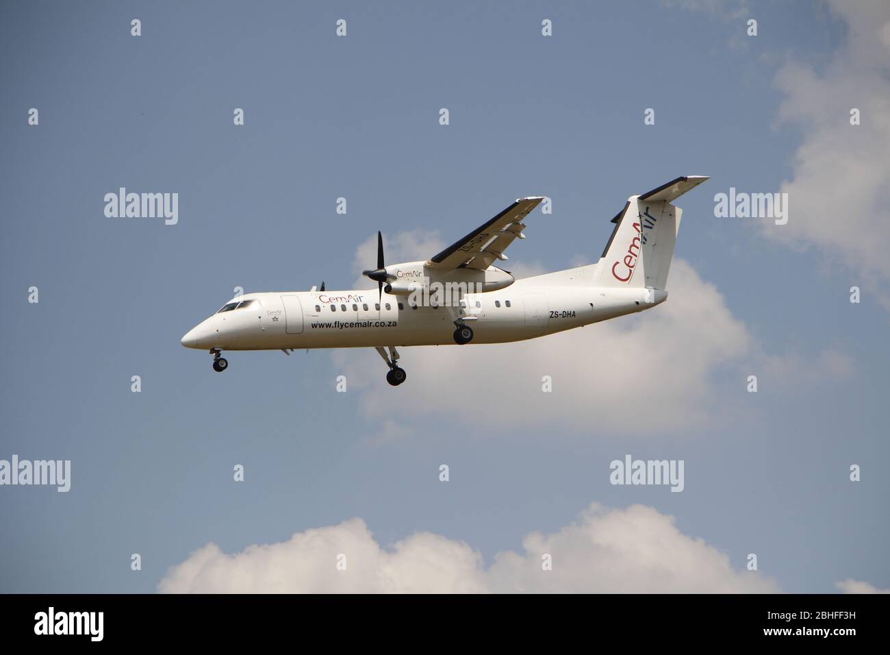 Cemair aircraft hi-res stock photography and images - Alamy
