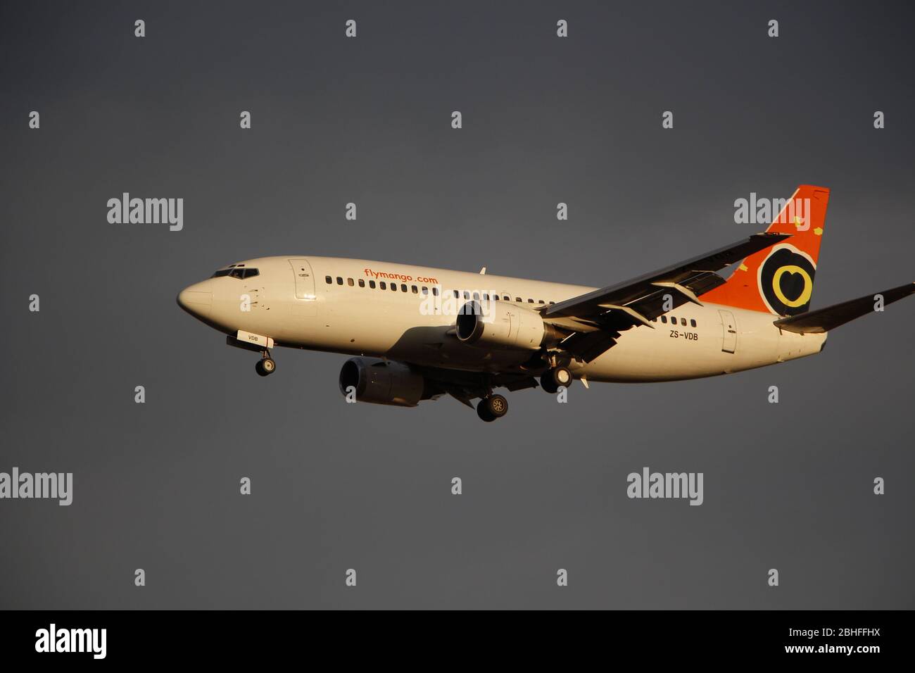 Mango airlines airplane hi-res stock photography and images - Alamy