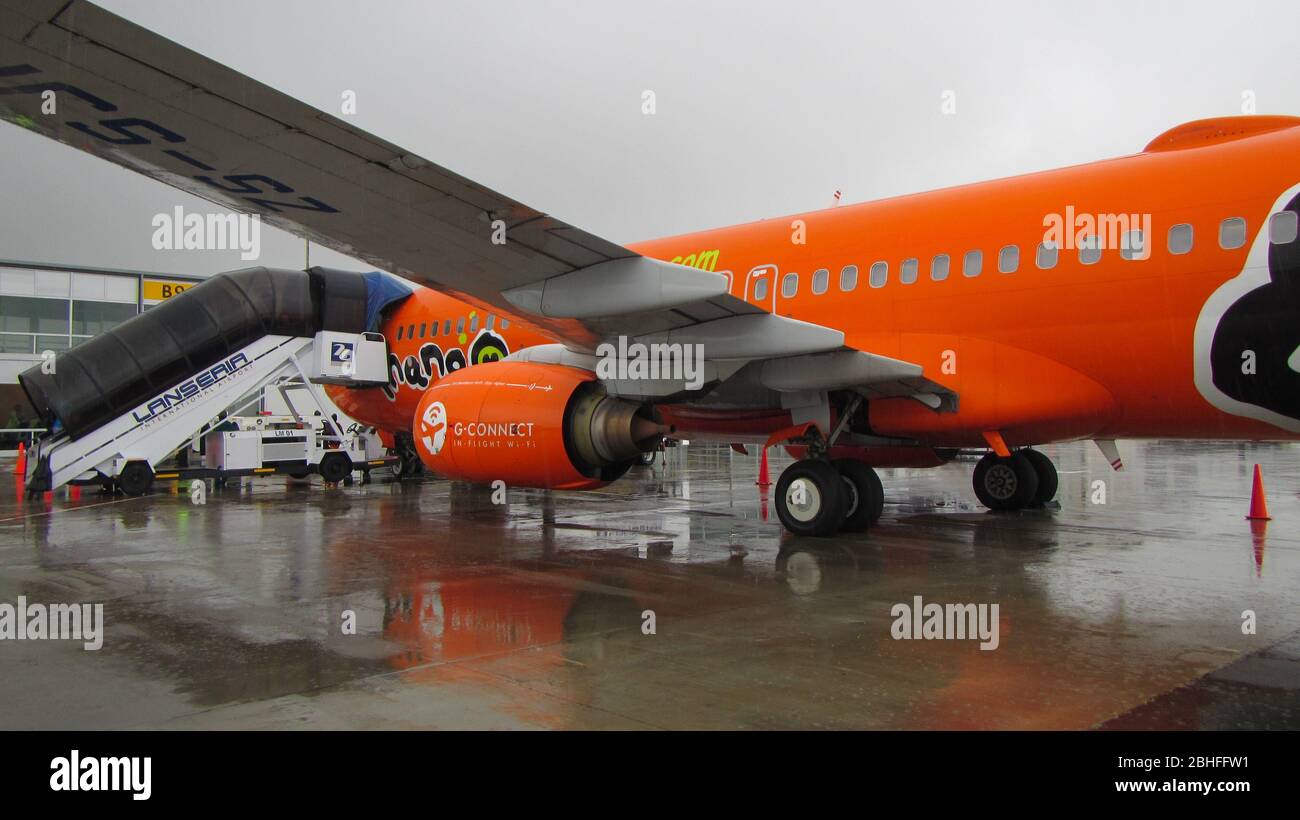 Mango airlines hi-res stock photography and images - Alamy