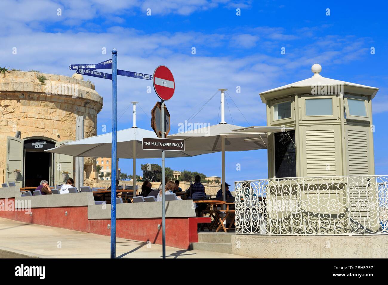 Cafe, Barriera Wharf, Valletta, Malta, Europe Stock Photo - Alamy