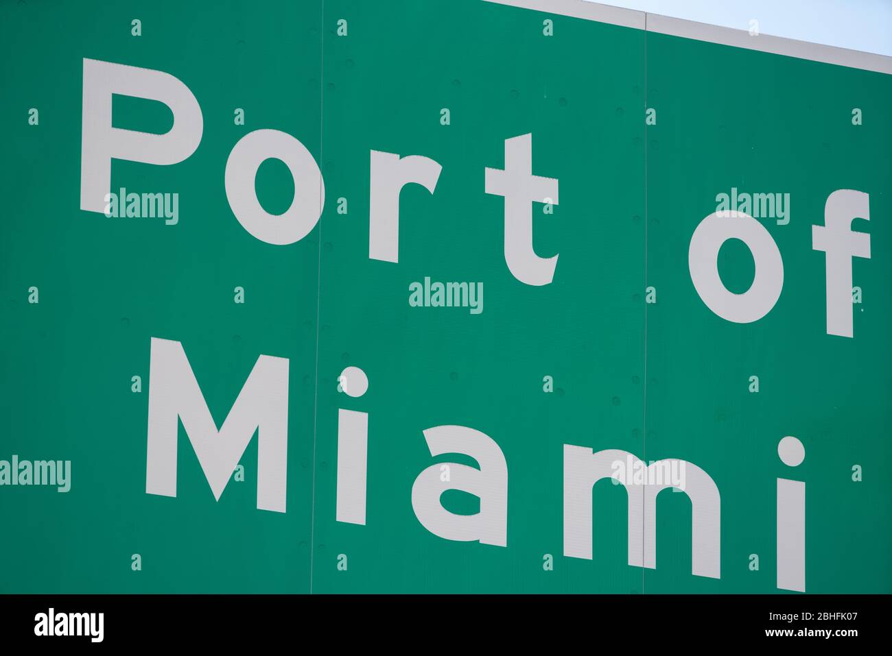 Port of miami sign hi-res stock photography and images - Alamy