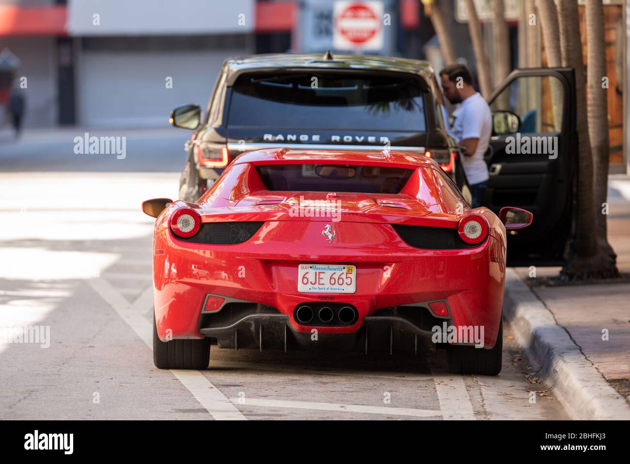Rear of red ferrari hi-res stock photography and images - Alamy