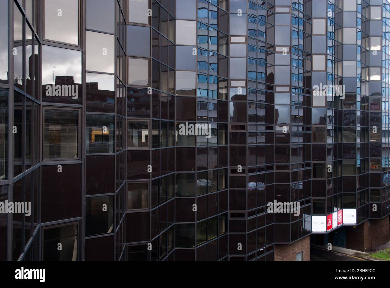 Glass glazing windows hi-res stock photography and images - Alamy