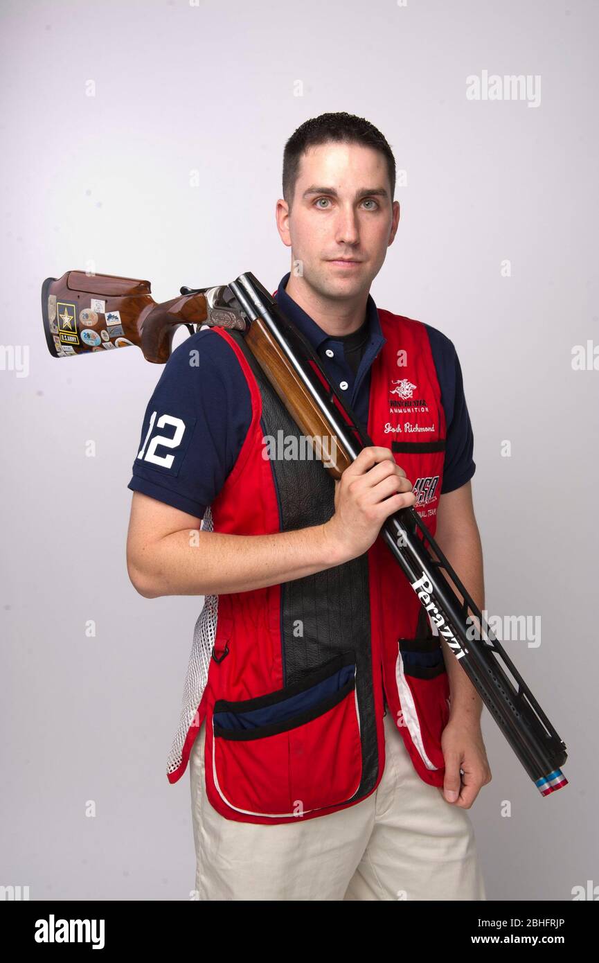 Trius Trap Shooter Clipart