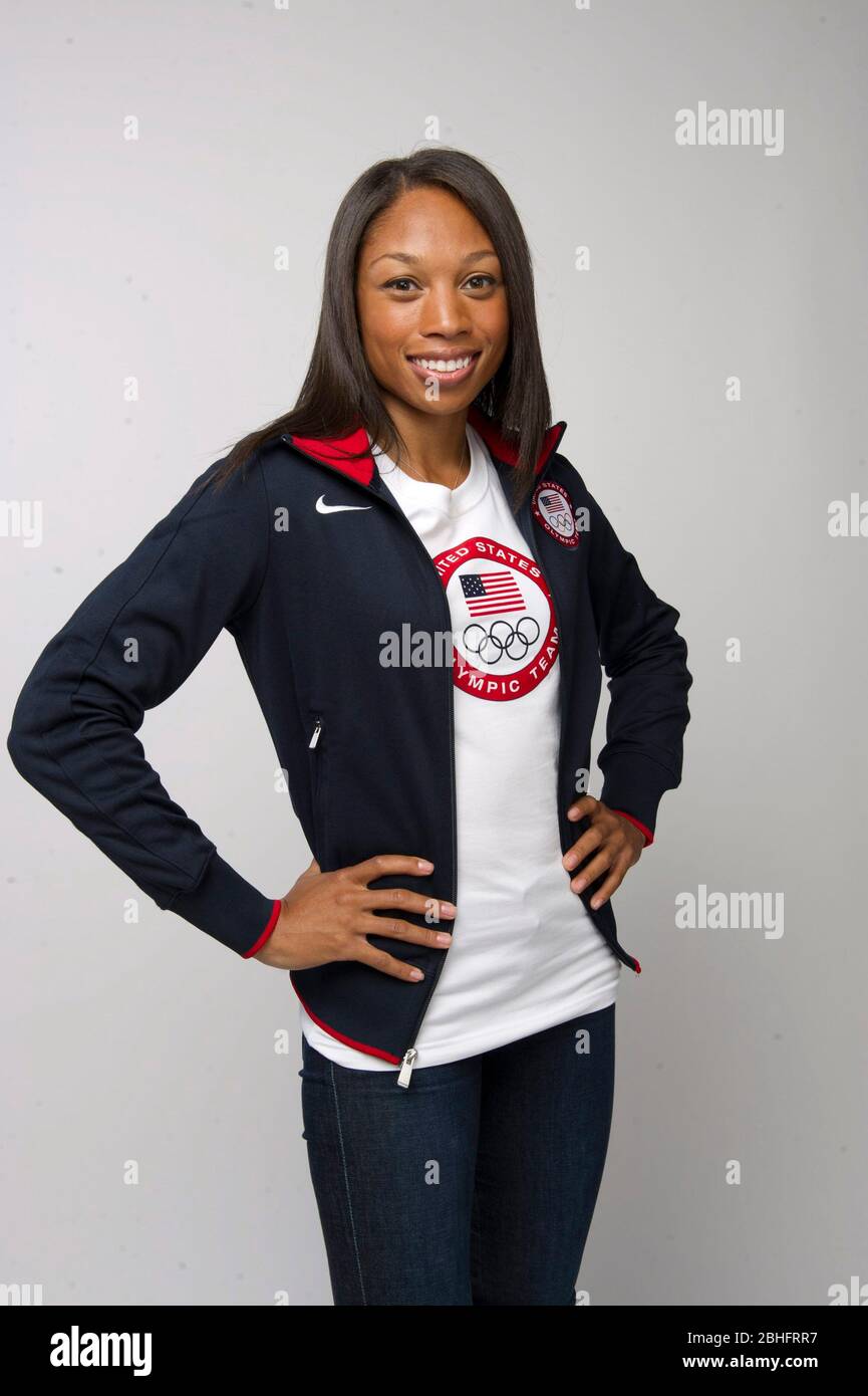 Team usa track uniform hi-res stock photography and images - Alamy