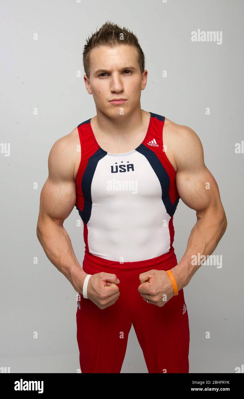 Usa olympic team uniform hi-res stock photography and images - Alamy