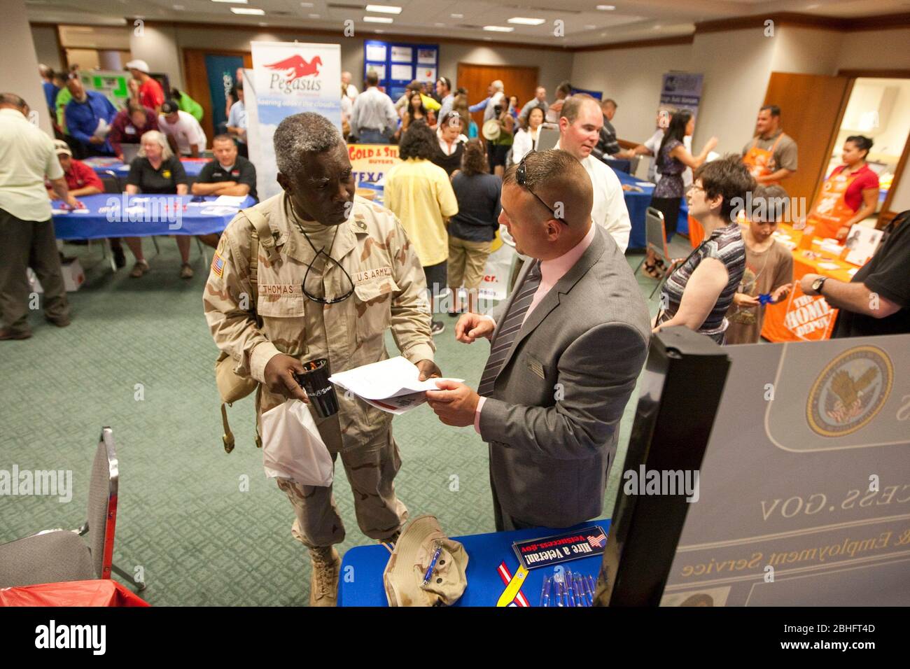 American civilian workforce hi-res stock photography and images - Alamy