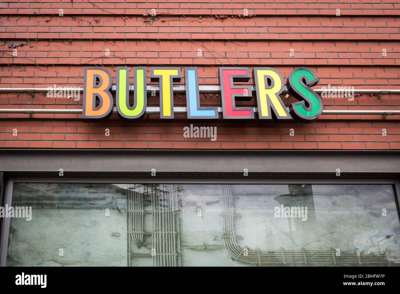 Butlers logo hi-res stock photography and images - Alamy