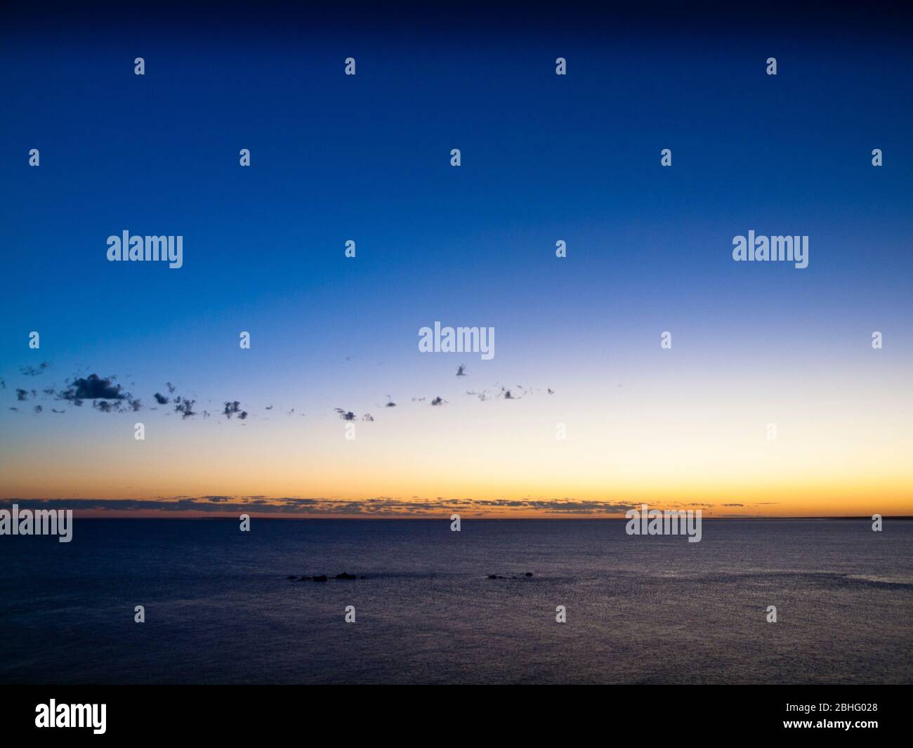 Sunrise over the Indian Ocean, Pender Bay, Dampier Peninsula, Western ...