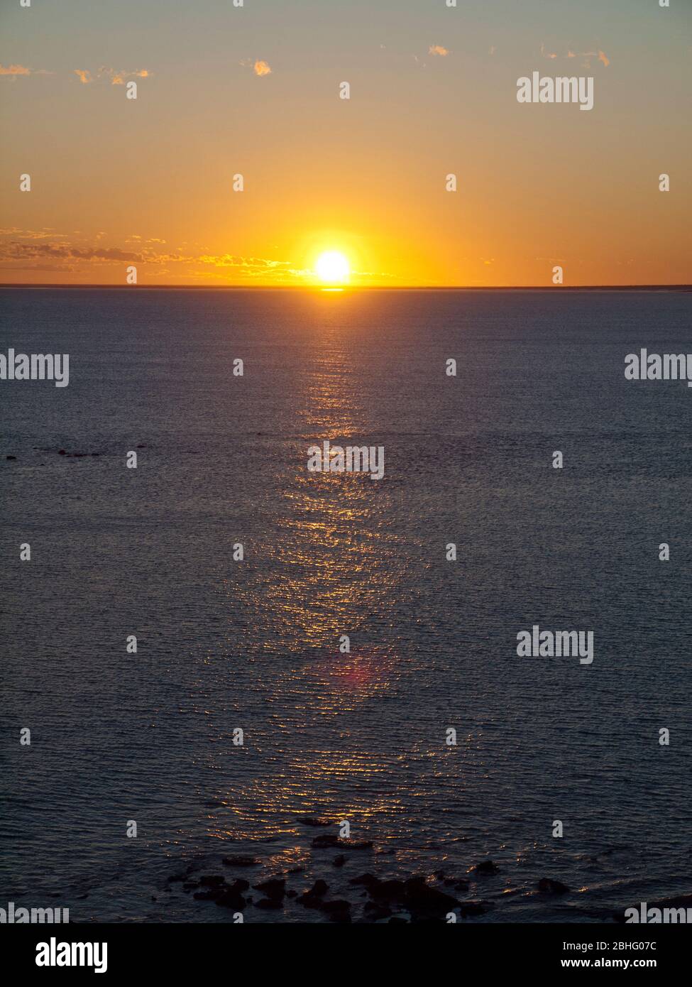Sunrise over the Indian Ocean, Pender Bay, Dampier Peninsula, Western ...