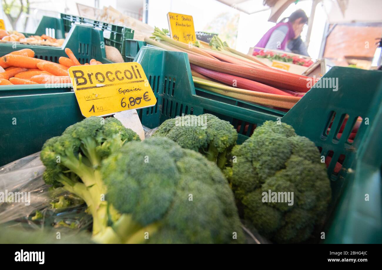 Hanover, Germany. 24th Apr, 2020. Broccoli is sold at a weekly market ...