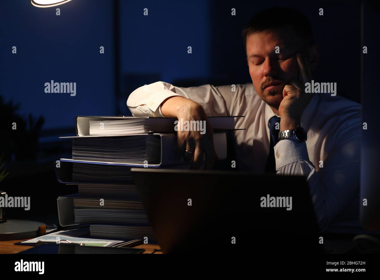 Slumber office hi-res stock photography and images - Alamy
