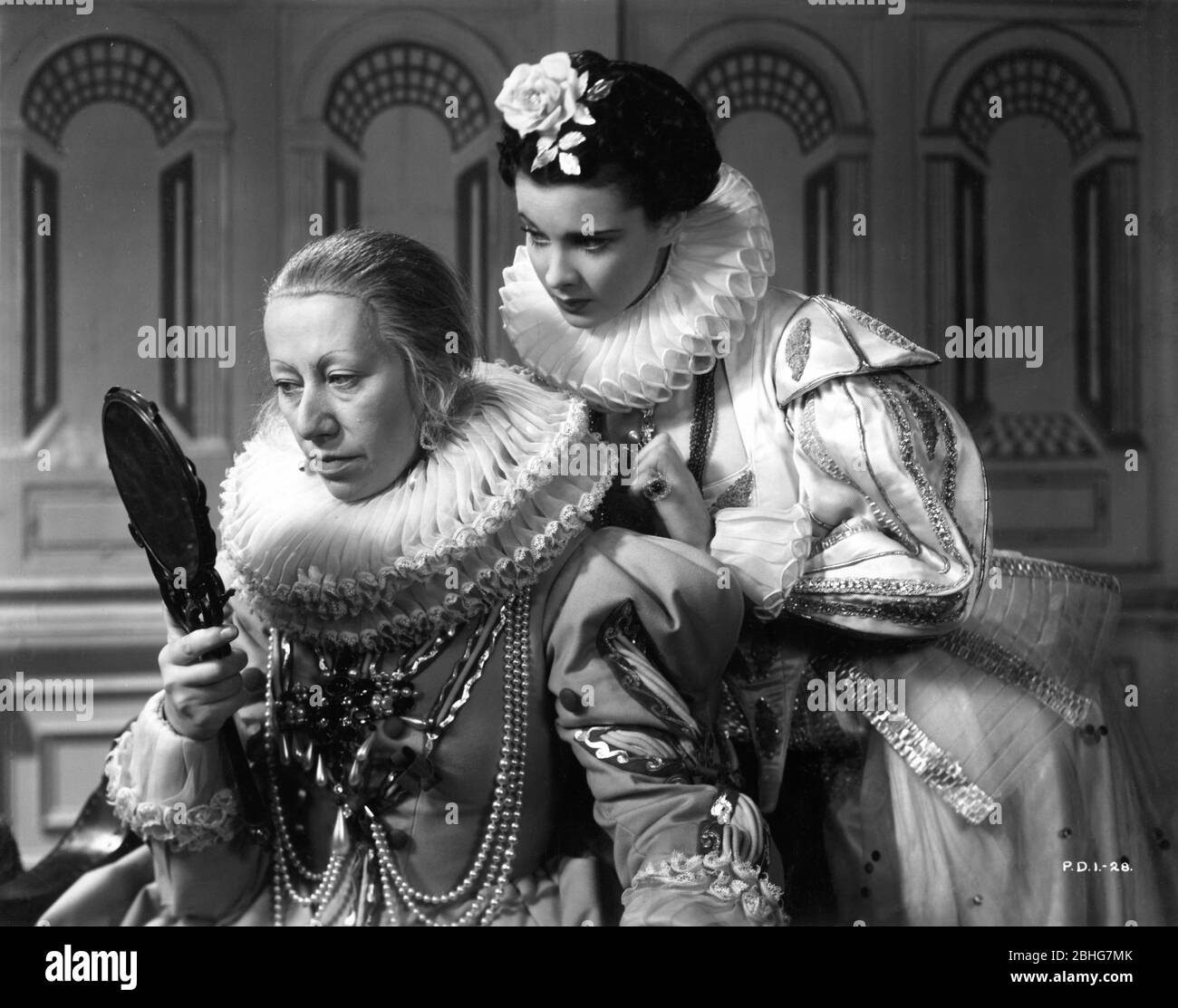 FLORA ROBSON as Elizabeth I and VIVIEN LEIGH as Cynthia Lady-in-Waiting ...