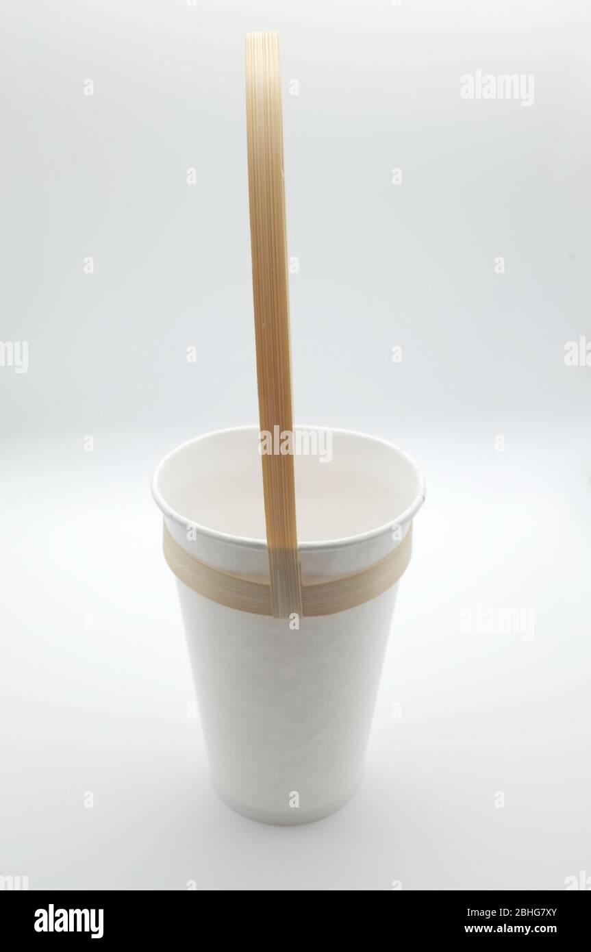 Eco friendly biodegradable rPaper drinking glass with Bamboo Handle ...