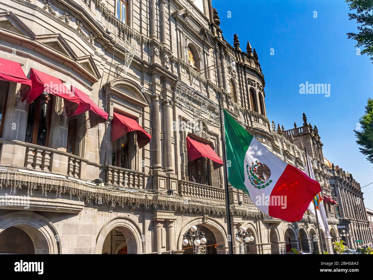 Mexican Flag Major Shopping Street Government Buildings Hotel Zocalo ...