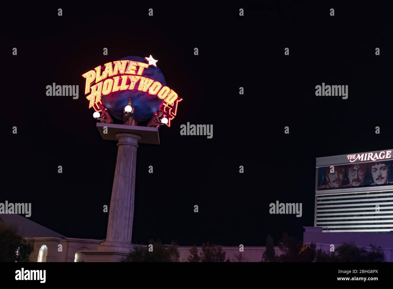Planet hollywood neon sign hi-res stock photography and images - Alamy