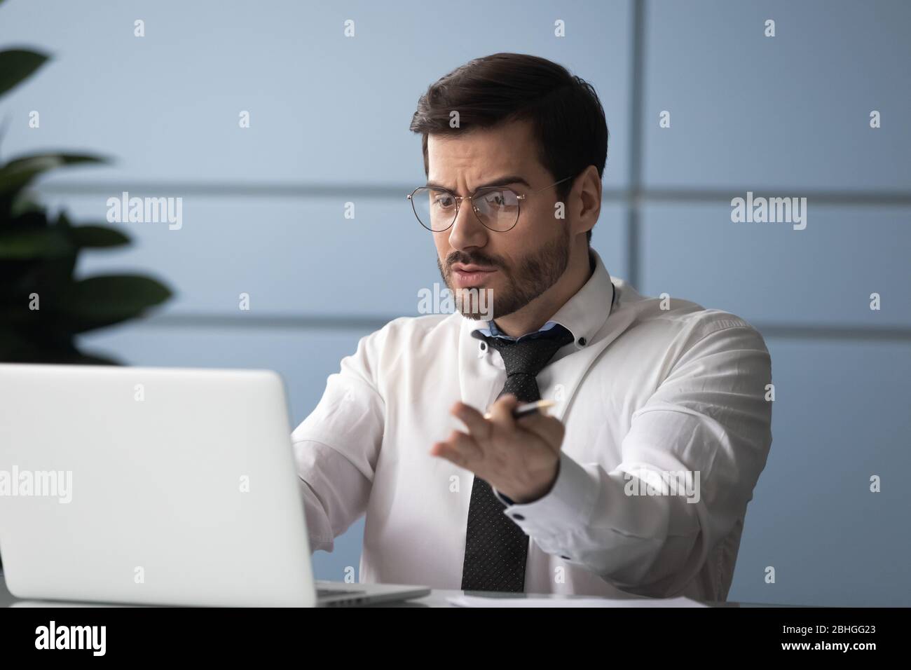Angry young people hi-res stock photography and images - Alamy