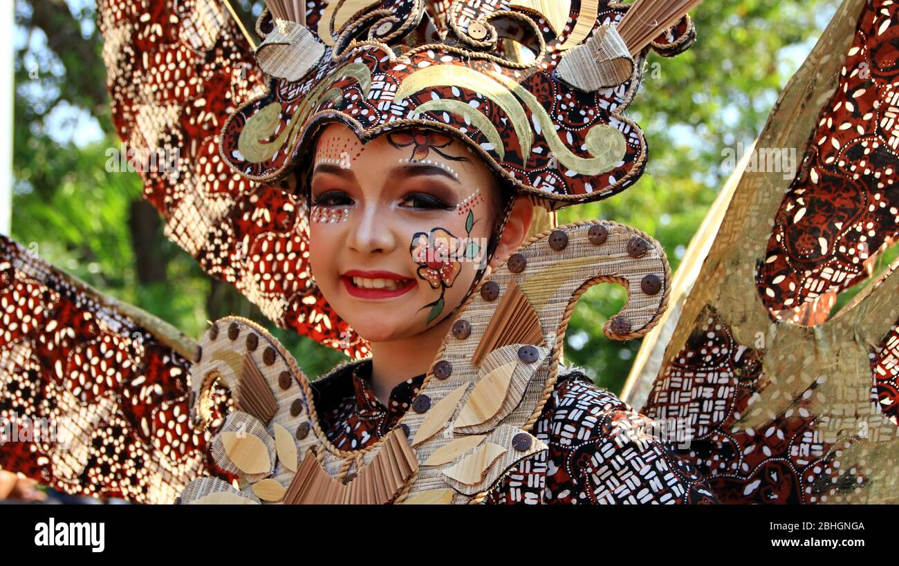 Pekalongan / Indonesia - October 6, 2019: beautiful women participate ...