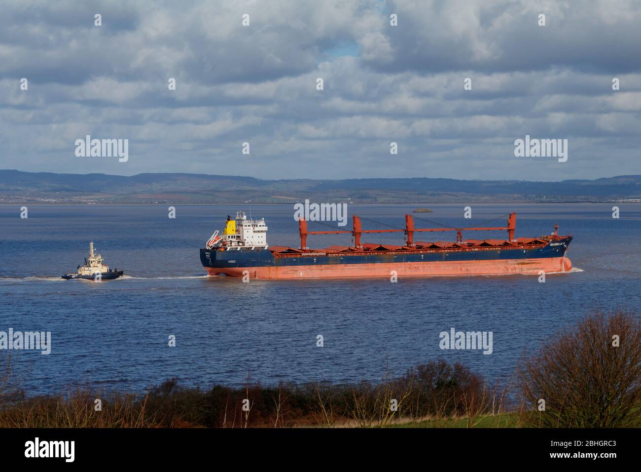 Open hatch bulk carrier hi-res stock photography and images - Alamy